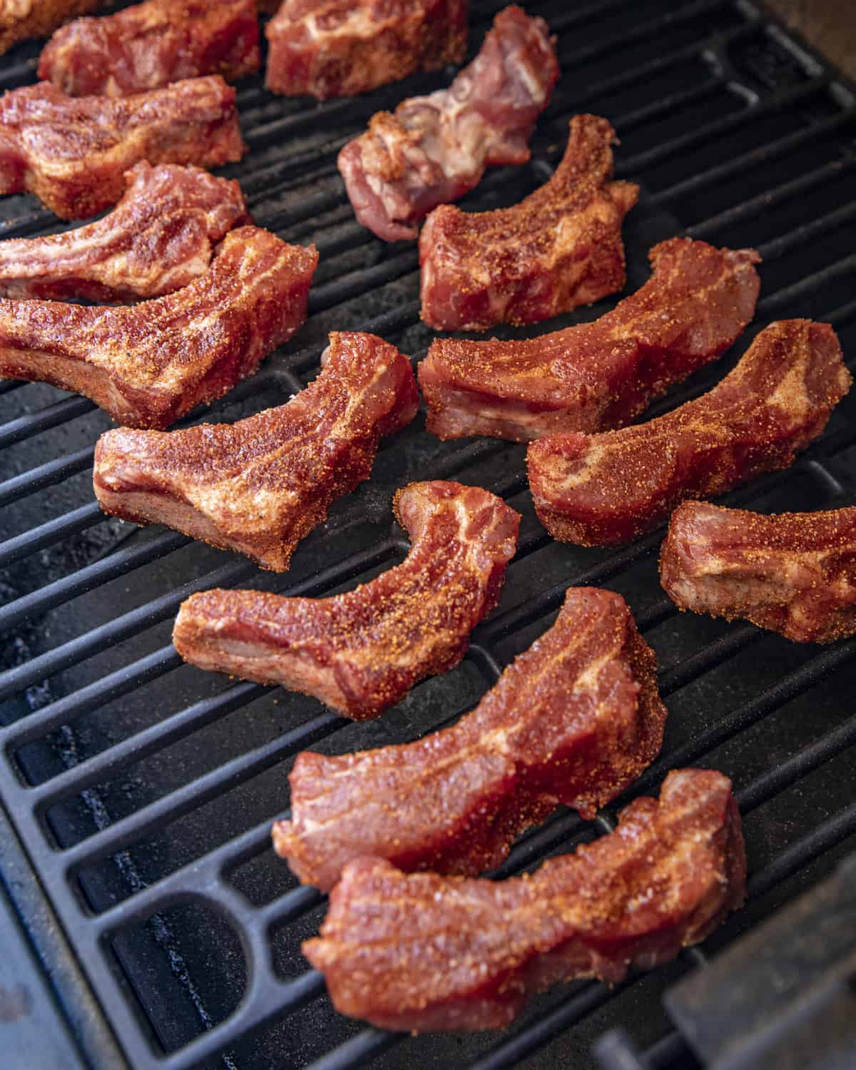 Smoked party style bbq ribs