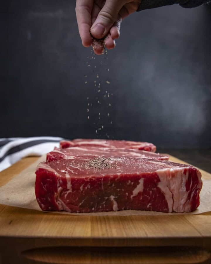How to cook a thick cut steak (4 methods)